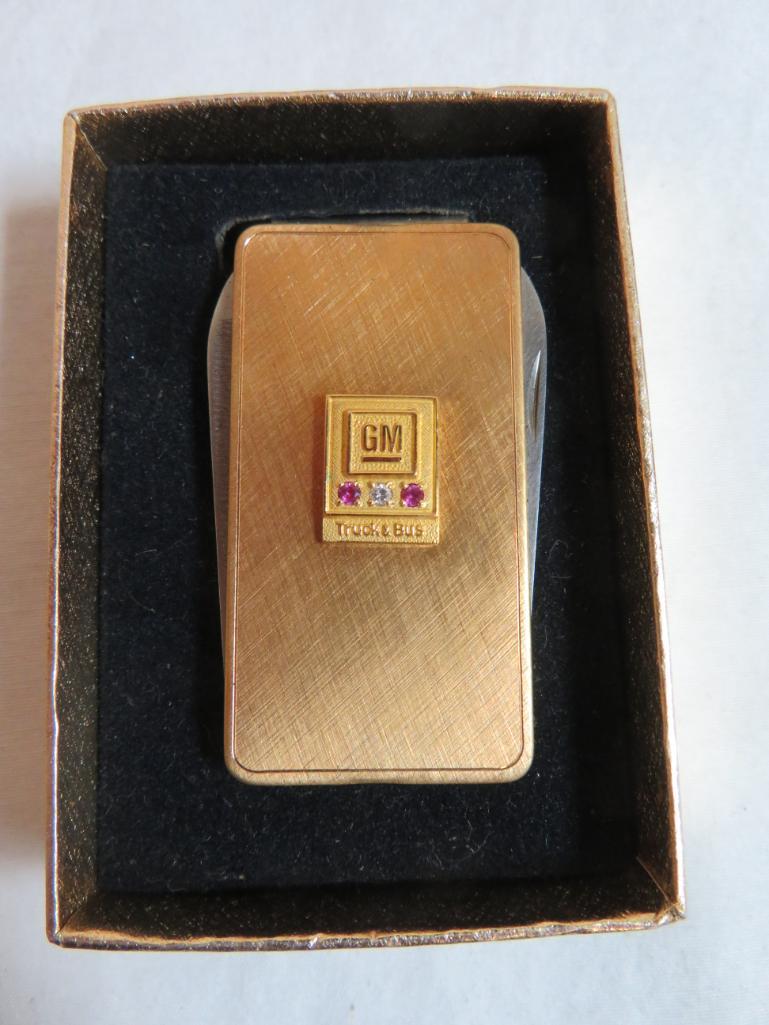 Vintage GM Truck and Bus 30 Yr Service Award | Proxibid