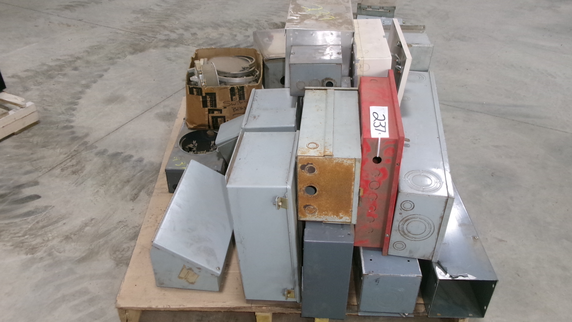 MISC. ELECTRICAL BOXES | Proxibid