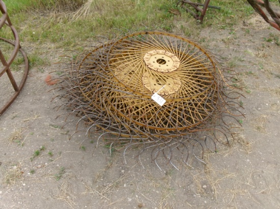 11-USED HAY RAKE SPIDERS | Online Auctions | Proxibid