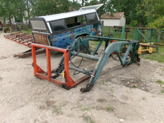 JOHN DEERE 45W LOADER, 2 spool valve, pto pump, no bucket & PALLET FORK ...