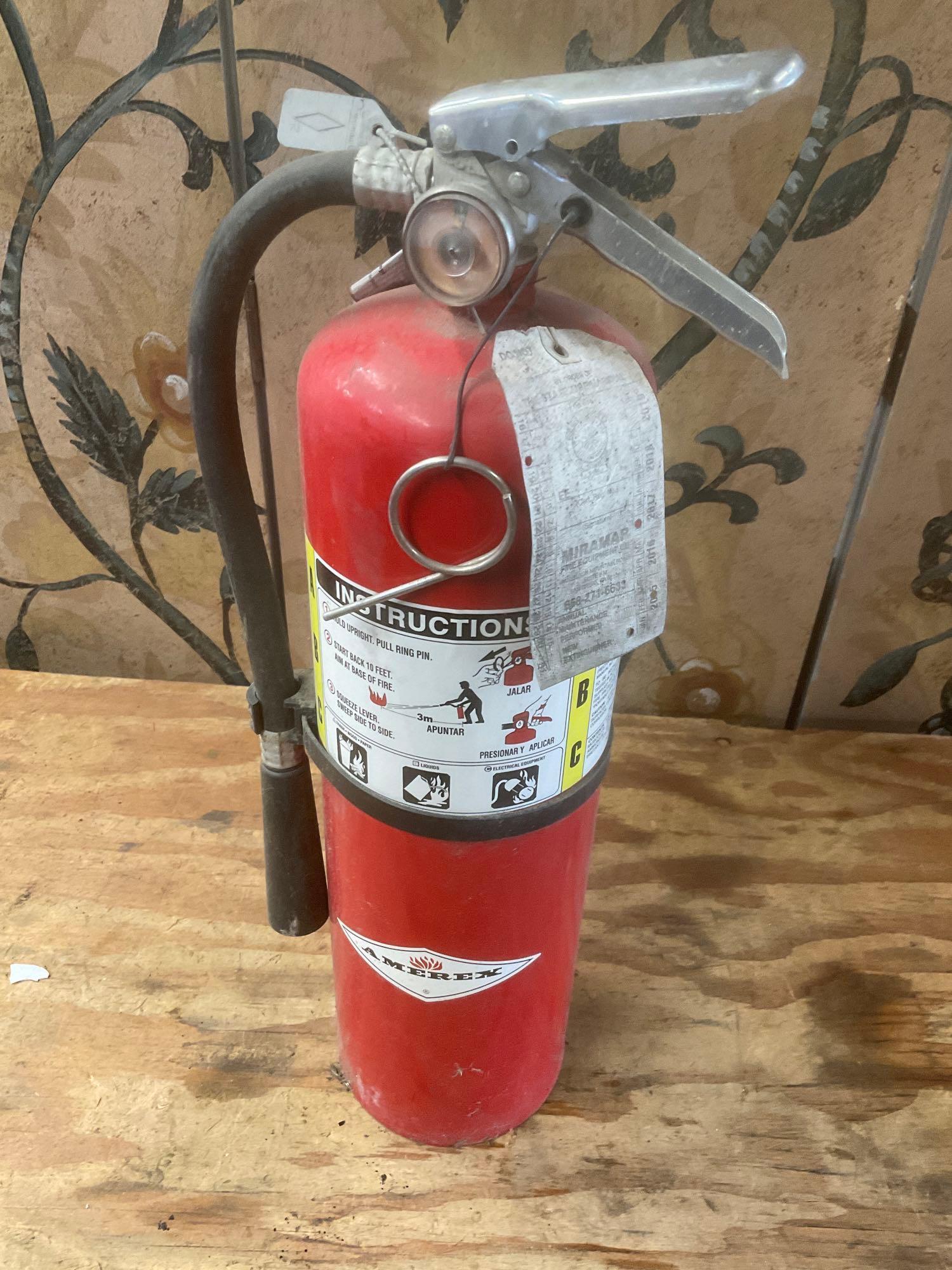 Amerex fire extinguisher | Proxibid