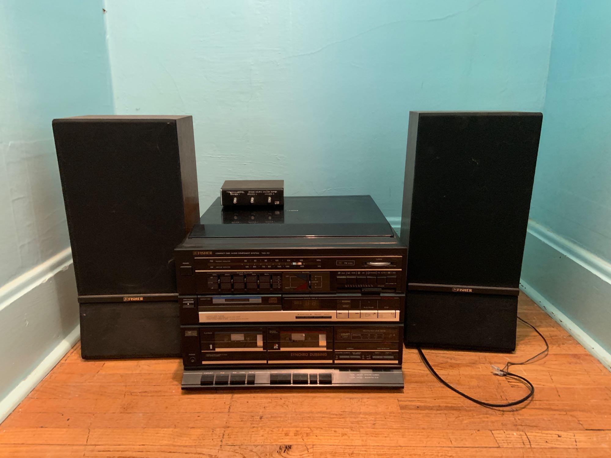 Fisher Stereo Speakers