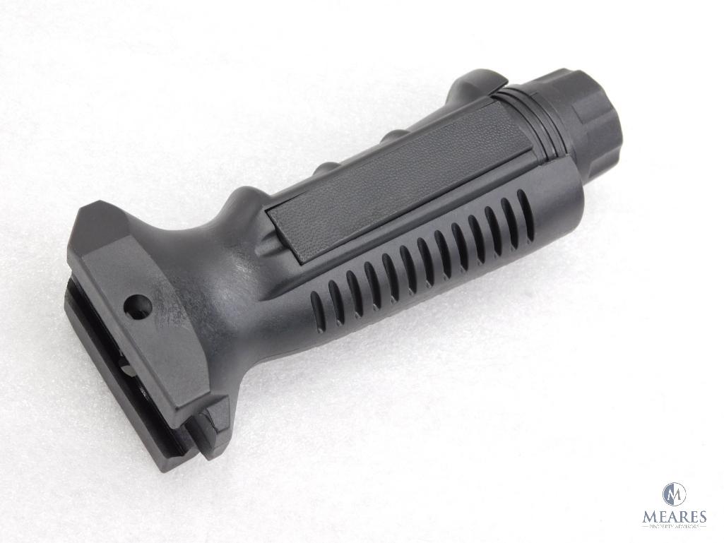 New AR15 Forward Grip with Pressure Switch | Proxibid