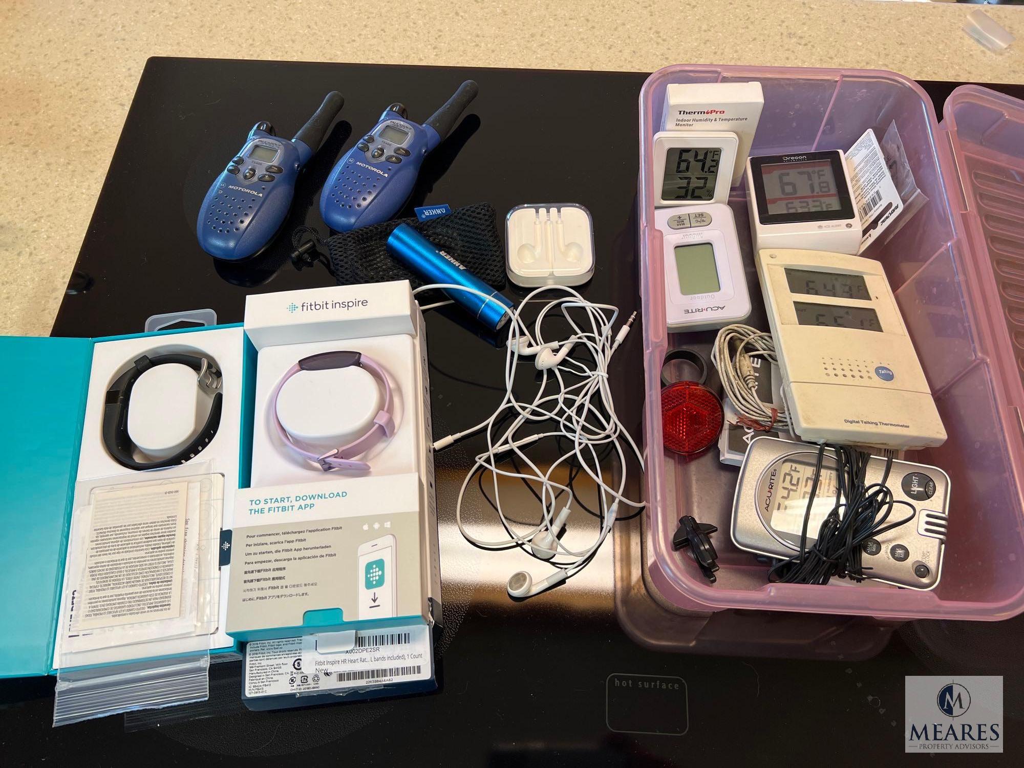 Mixed Lot of Electronic Items - FitBits, | Proxibid