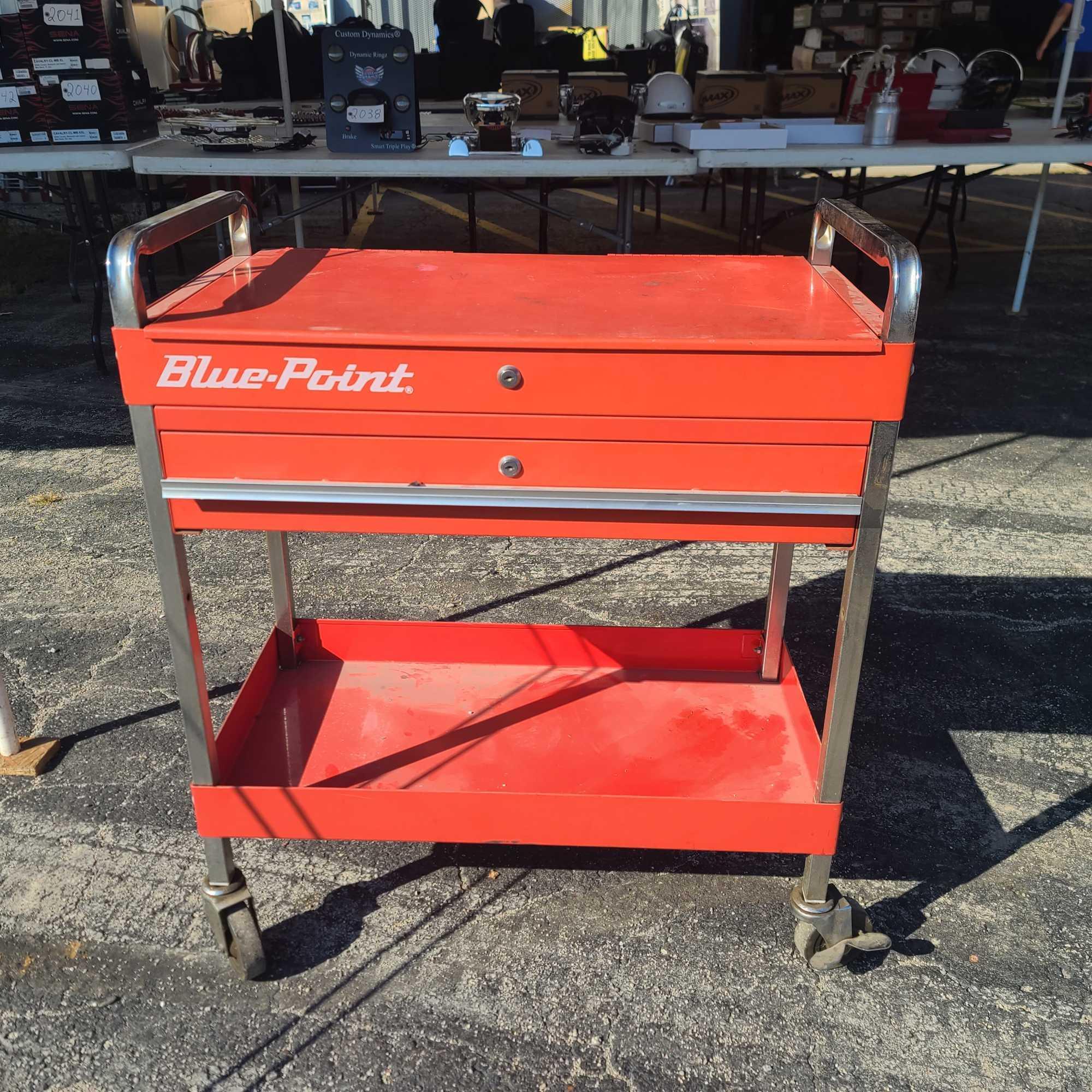 High quality Blue Point rolling tool box. | Proxibid