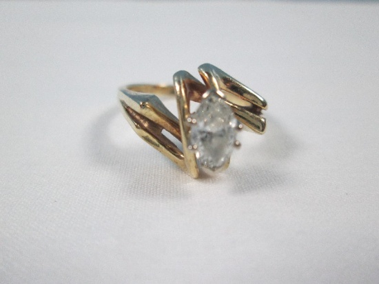 Stunning 10K Gold Bristol Style Shape Diamond Solitaire Ring- Size 9 ...