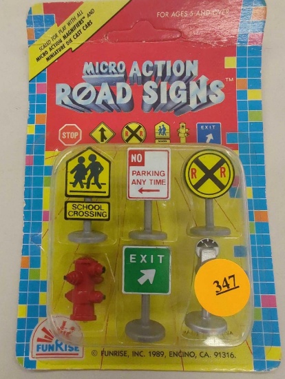 Funrise Micro Action Road Signs Of Six Vintage 1989 Stop&School Signs ...