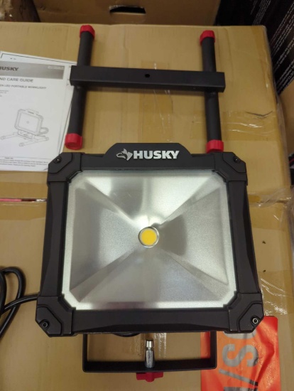 Husky 5000lm LED Portable Work Light, New in Open Box Retail Price ...