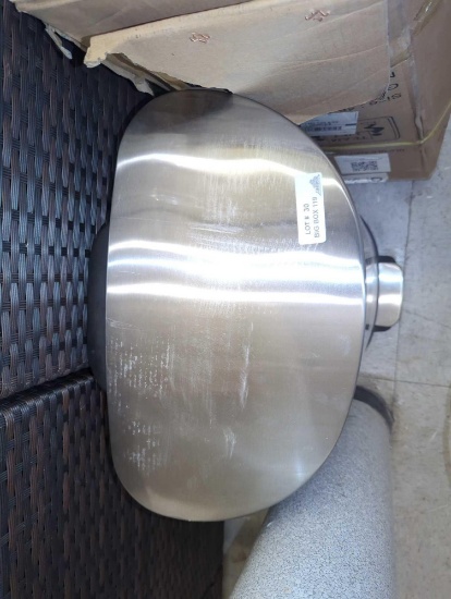 StyleWell Step On Trash Can - Please Come Preview | Estate & Personal ...