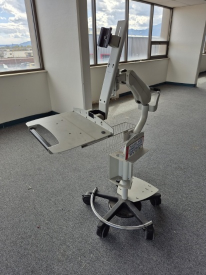 ERGOTRON SCRIBE LAPTOP CART | Online Auctions | Proxibid