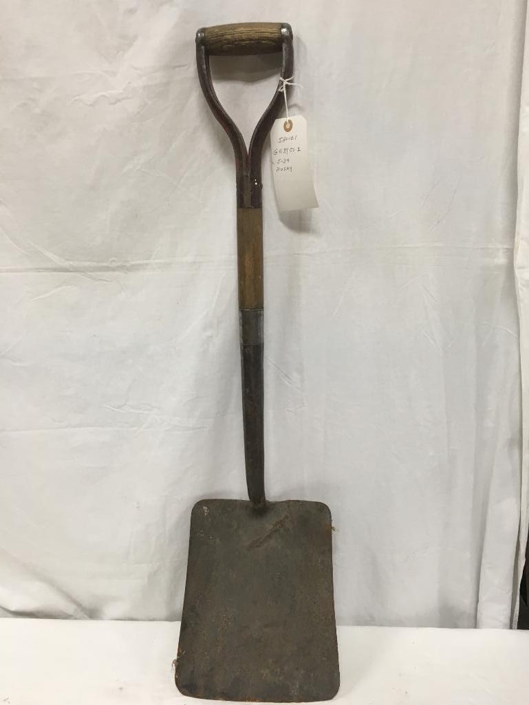 Husky shovel store