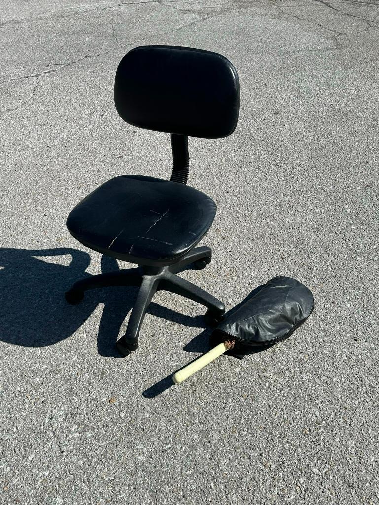 California Duster and Office Chair | Proxibid