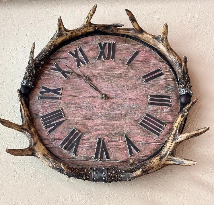 Antler Clock, Approx. 36in Diameter | Proxibid