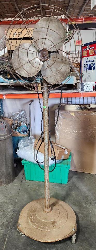 Vintage Dayton Pedestal Fan | Proxibid