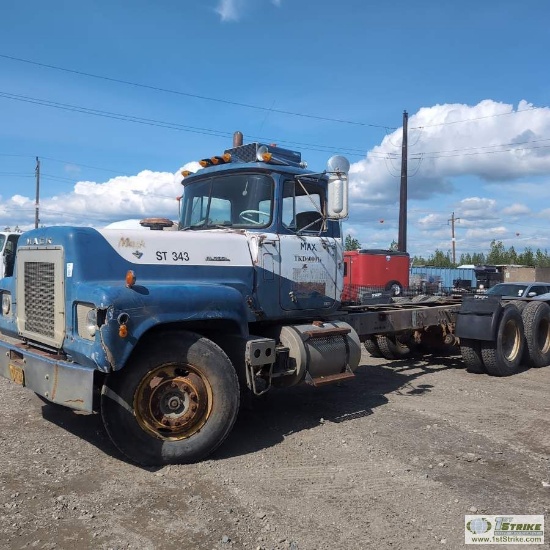 SEMI TRACTOR, 1973 MACK MODEL RL797LST, ENDTB 866 ENGINE, SPICER SST-6 ...