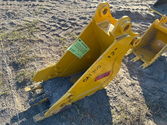 NEW TERAN 12IN. DIGGING BUCKET EXCAVATOR BUCKET for CAT 305 WITH SIDE ...