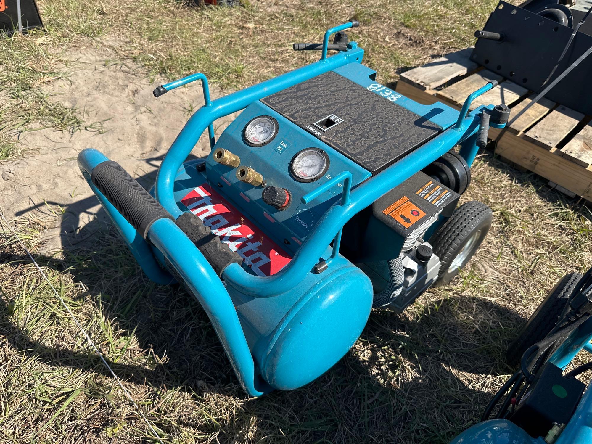 MAKITA 3 HP AIR COMPRESSOR - MAC5200- 1 YR | Proxibid