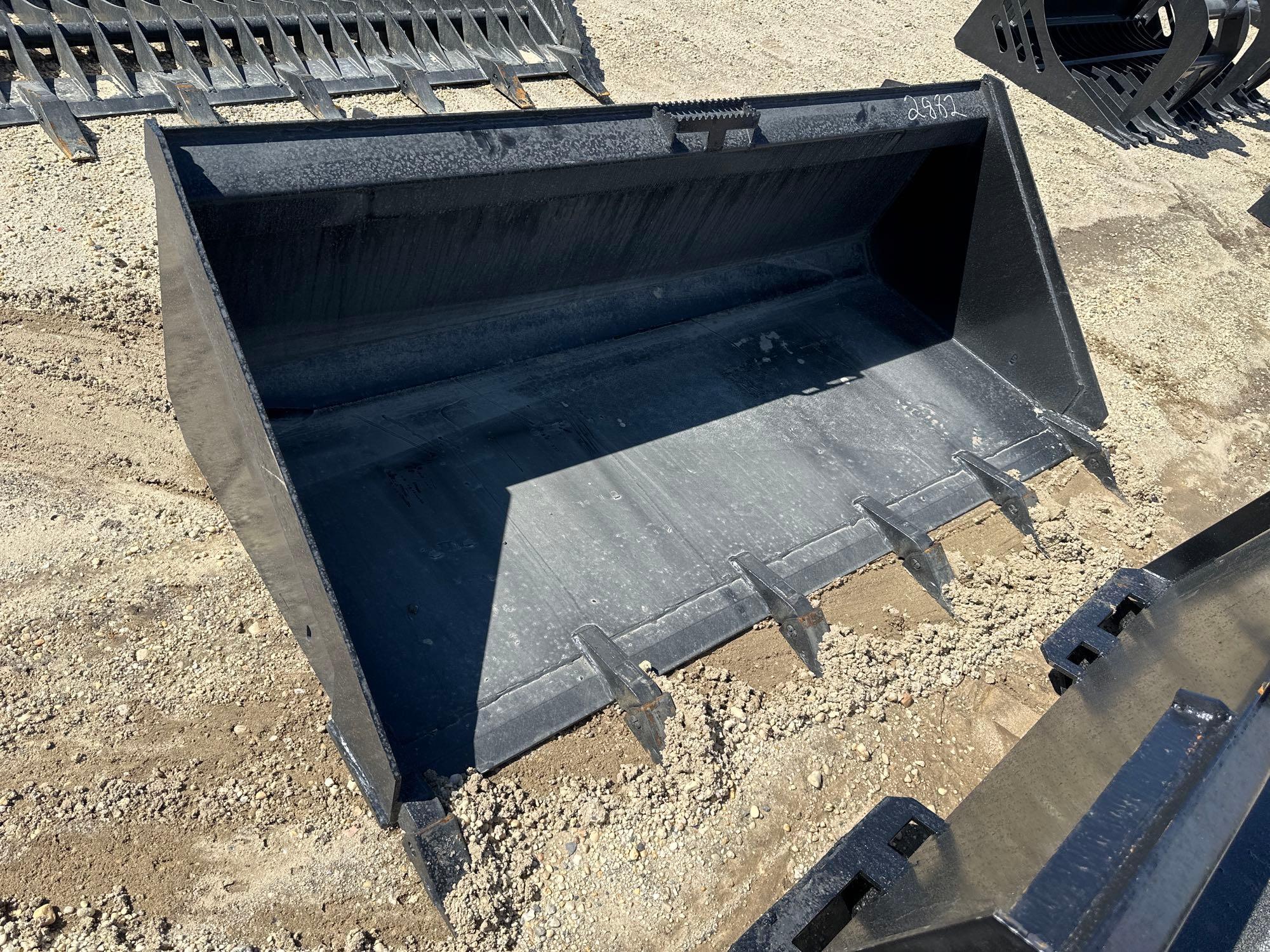 NEW MIDSTATE 68IN. LP BUCKET W/ TEETH SKID STEER | Proxibid