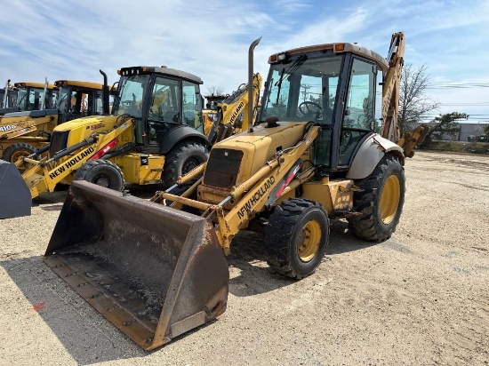 NEW HOLLAND 555E TRACTOR LOADER BACKHOE SN:31002410 powered by diesel ...