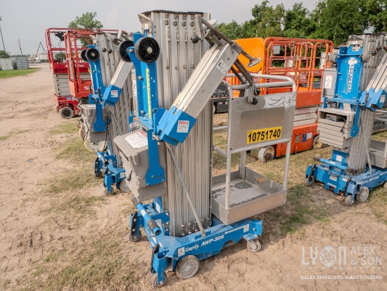 2018 GENIE AWP-30SDC SCISSOR LIFT SN:AWPG-92216 electric powered ...