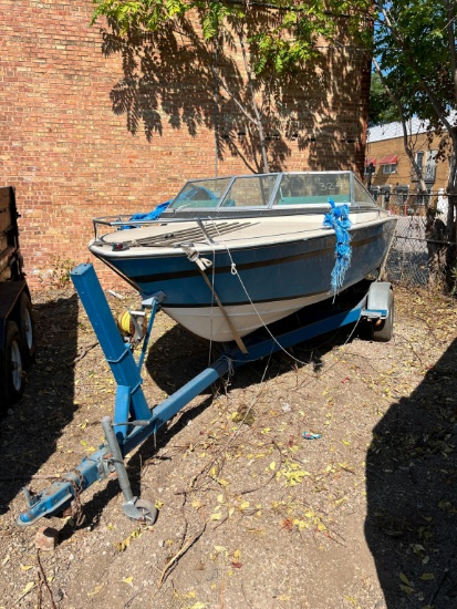 FORMULA 18FT. OPEN TOP BOAT VN:SGND0800M77D powered by US Marine Foce ...