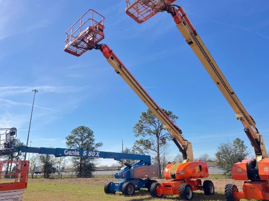 JLG 800SJ BOOM LIFT SN:300100832 4x4, powered by diesel engine ...