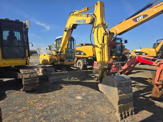 KOMATSU PC78 HYDRAULIC EXCAVATOR SN:1961 powered by diesel engine ...