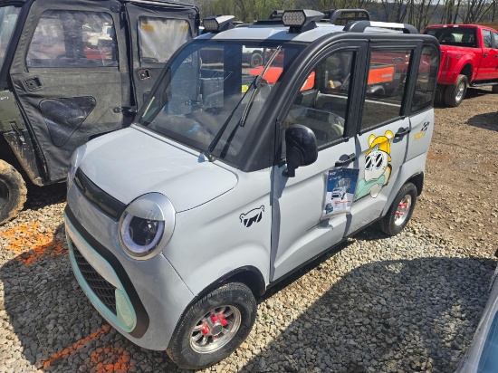 NEW MECO M-F UTILITY VEHICLE SN:240549 electric powered, equipped with ...