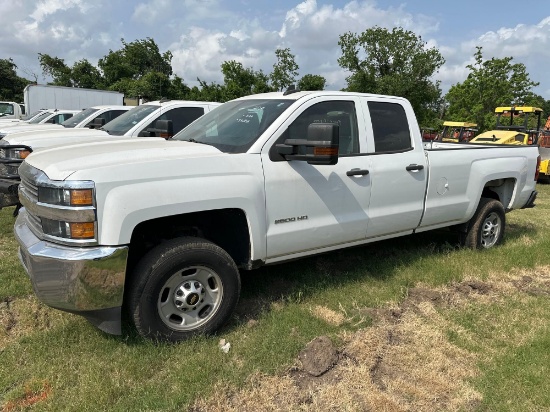 2018 CHEVY 2500 VN:182174 powered by gas engine, equipped with ...