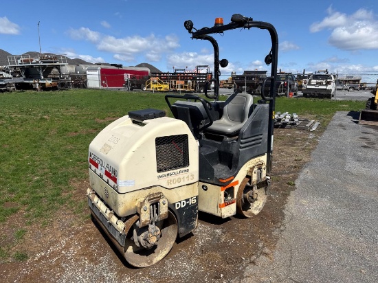 INGERSOLL RAND DD16 ASPHALT ROLLER SN:165492 powered by Kubota diesel ...