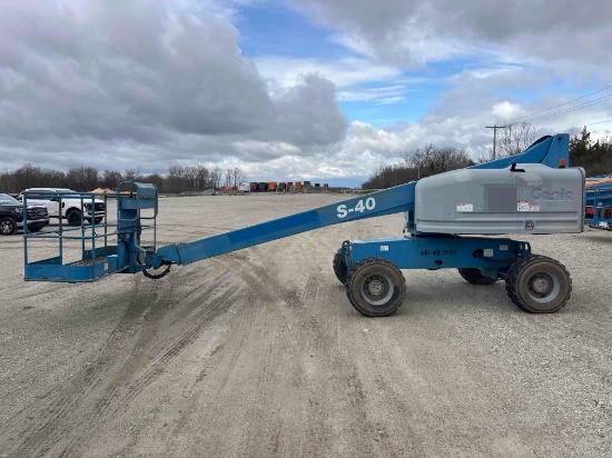 GENIE S-40 BOOM LIFT SN:S4013-17802 4x4, powered by diesel engine ...
