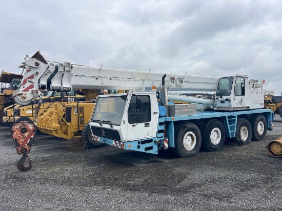 KRUPP 4070 TRUCK CRANE SN:LWK20007 powered by diesel engine, equipped ...