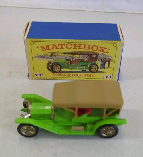 Matchbox Die-cast Model Car, 1912 Simplex, Green with Tan Roof ...