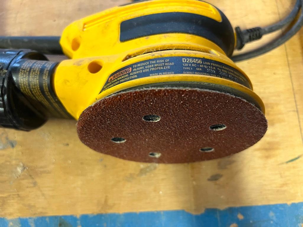 DeWalt D26456 Low Profile Random Orbit Palm Proxibid