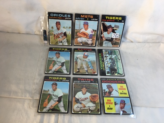 Lot Of 9 Pcs Collector Vintage Mlb Baseball Sport Trading Assorted