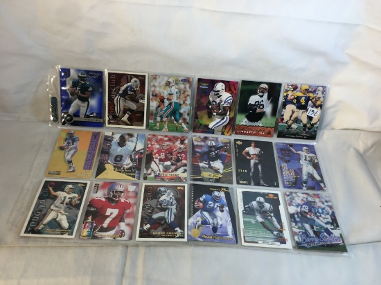 Lot of 18 Pcs Collector Modern NFL Football Sport Trading Assorted ...