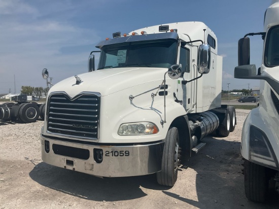 2015 MACK PINNACLE-SERIES Serial Number: 1M1AW07Y1FM050762 | Commercial ...