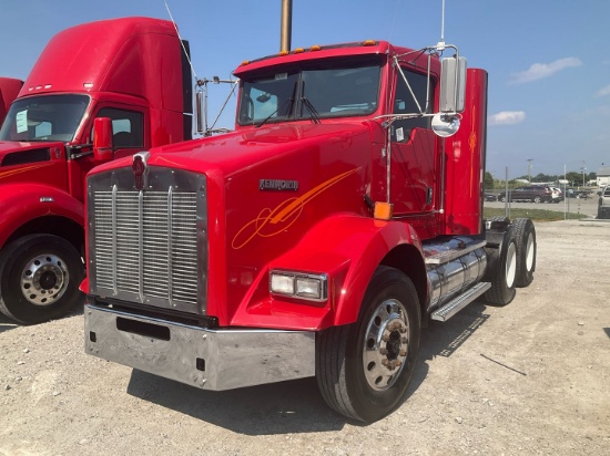 2013 KENWORTH T800 Serial Number: 1XKDD40X8DJ364228 | Commercial Trucks ...