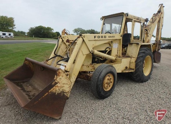 Ford 5500 tractor loader backhoe with outriggers, cab, 24" hoe bucket ...