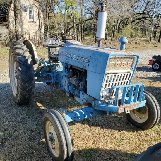 Ford 4000 Diesel Tractor | Online Auctions | Proxibid