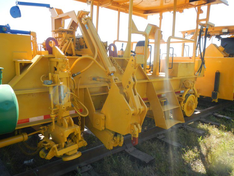 Fairmont Tie Inserter