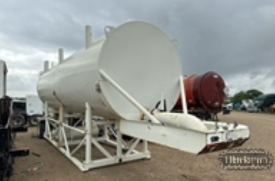Mega MPT-10 10,000 gal S/A Water Tower Hydraulic Raise, Gas Power Pack ...