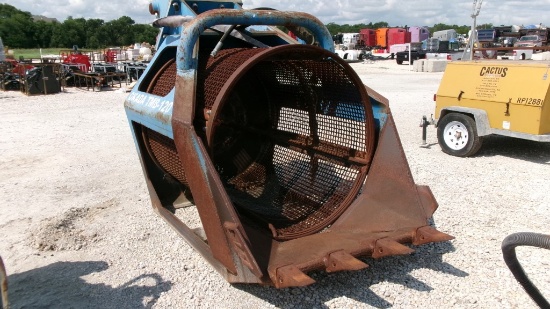 OKADA TMB-120 EXCAVATOR POWERSCREEN BUCKET ATTACHMENT, AS IS WHERE IS ...