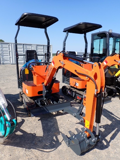 AGT INDUSTRIAL LH12R MINI EXCAVATOR, 420CC GAS, OROPS, RUBBER TRACK ...