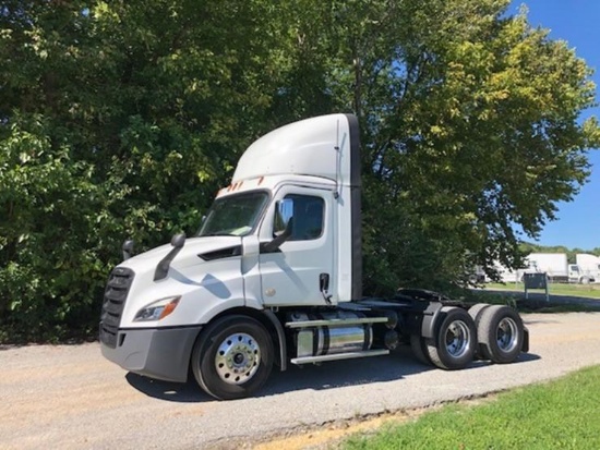 2018 Freightliner CA116 Cascadia daycab with 282,659 miles, Detroit ...