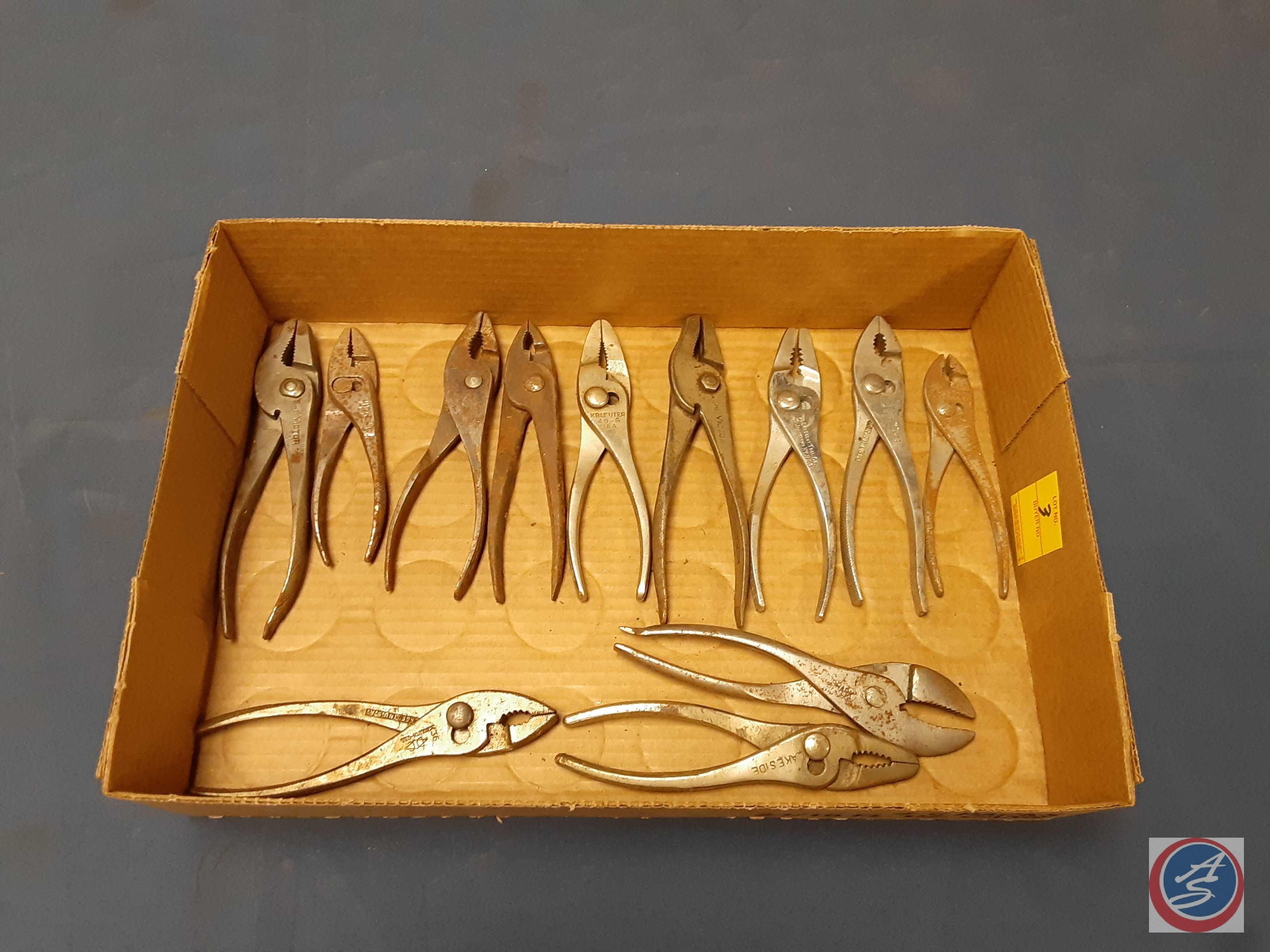 Assortment of Vintage Pliers | Proxibid