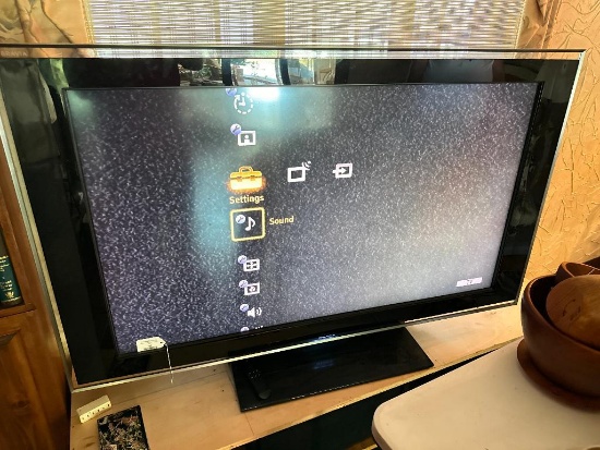 52" Sony Bravia TV Model #KDL-52XBR5 | Estate & Personal Property ...