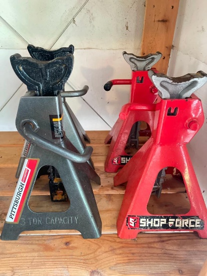 Two Pairs of Vehicle Jacks | Industrial Machinery & Equipment ...