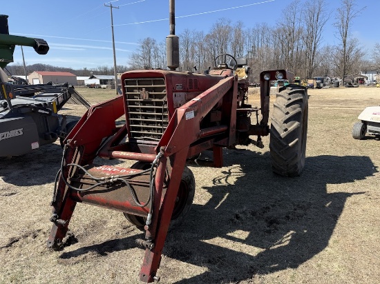 International 726 Tractor | Online Auctions | Proxibid