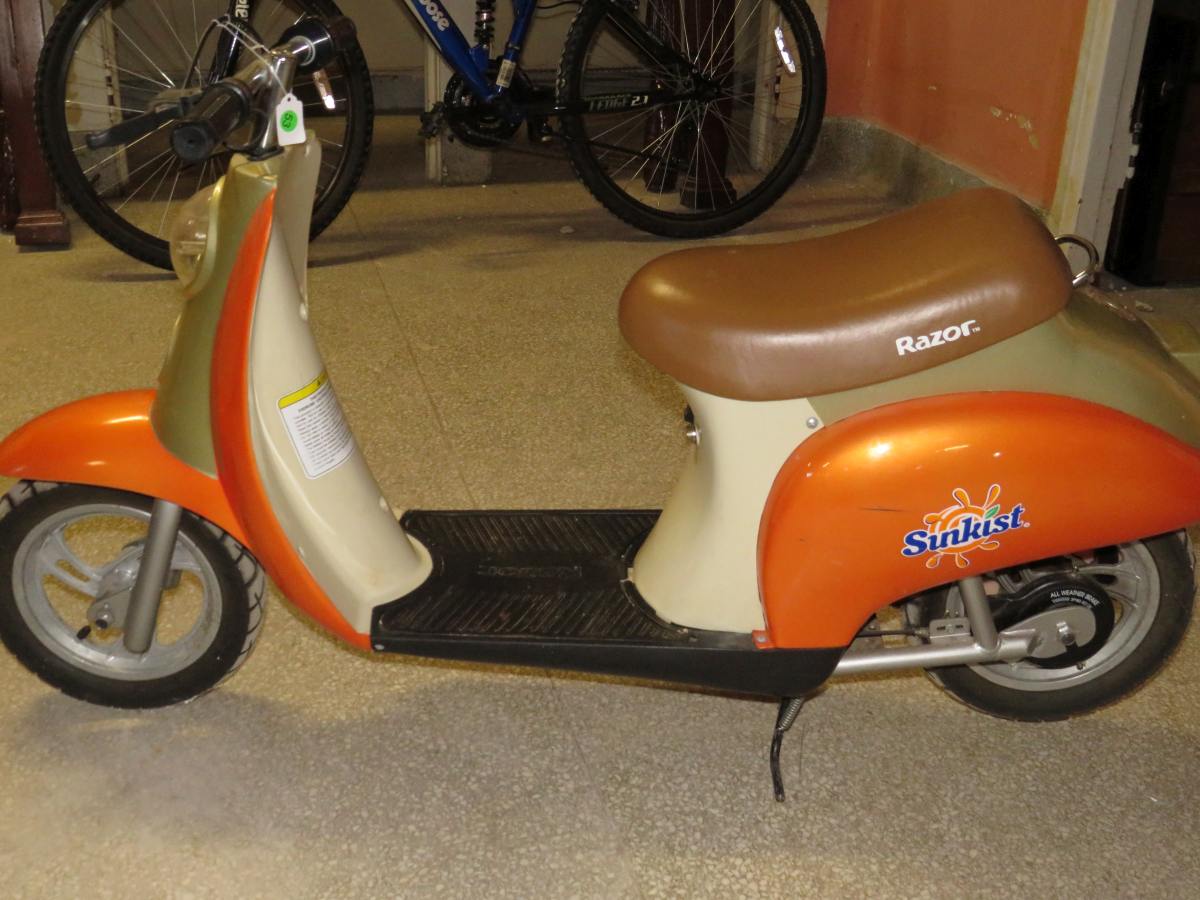 Razor Pocket Mod Electric Scooter